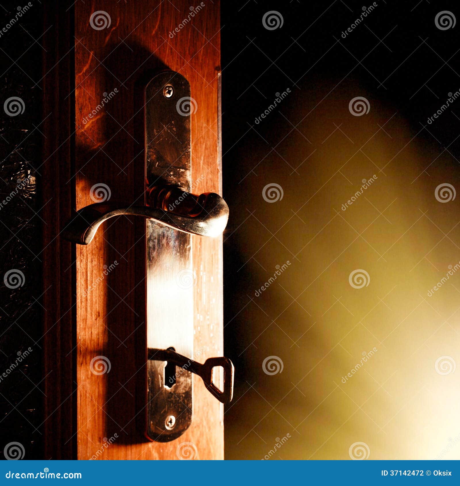 Open door stock photo. Image of room, entrance, door - 37142472