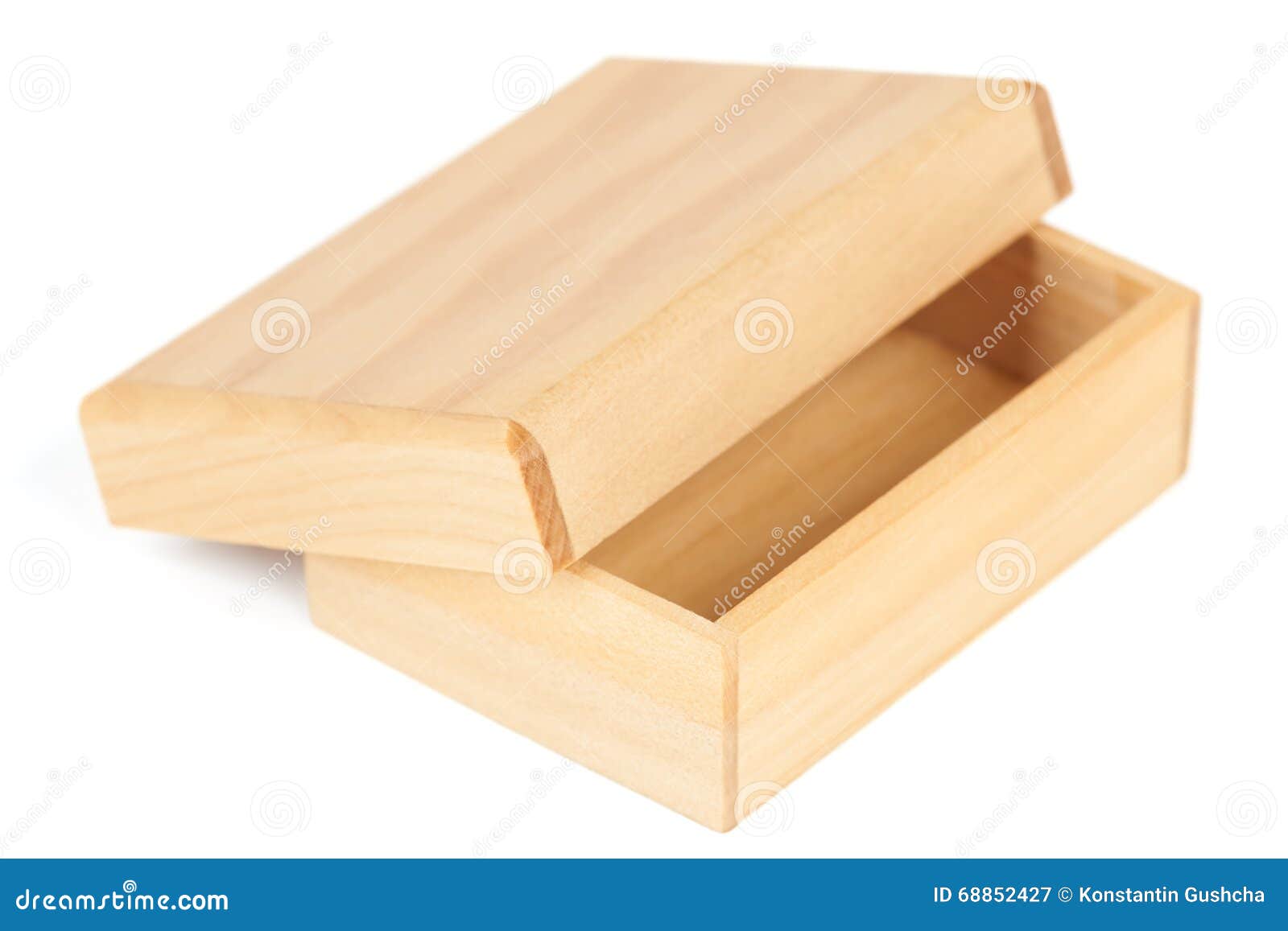 Open doos op wit stock afbeelding. Image of houder, rechthoekig - 68852427