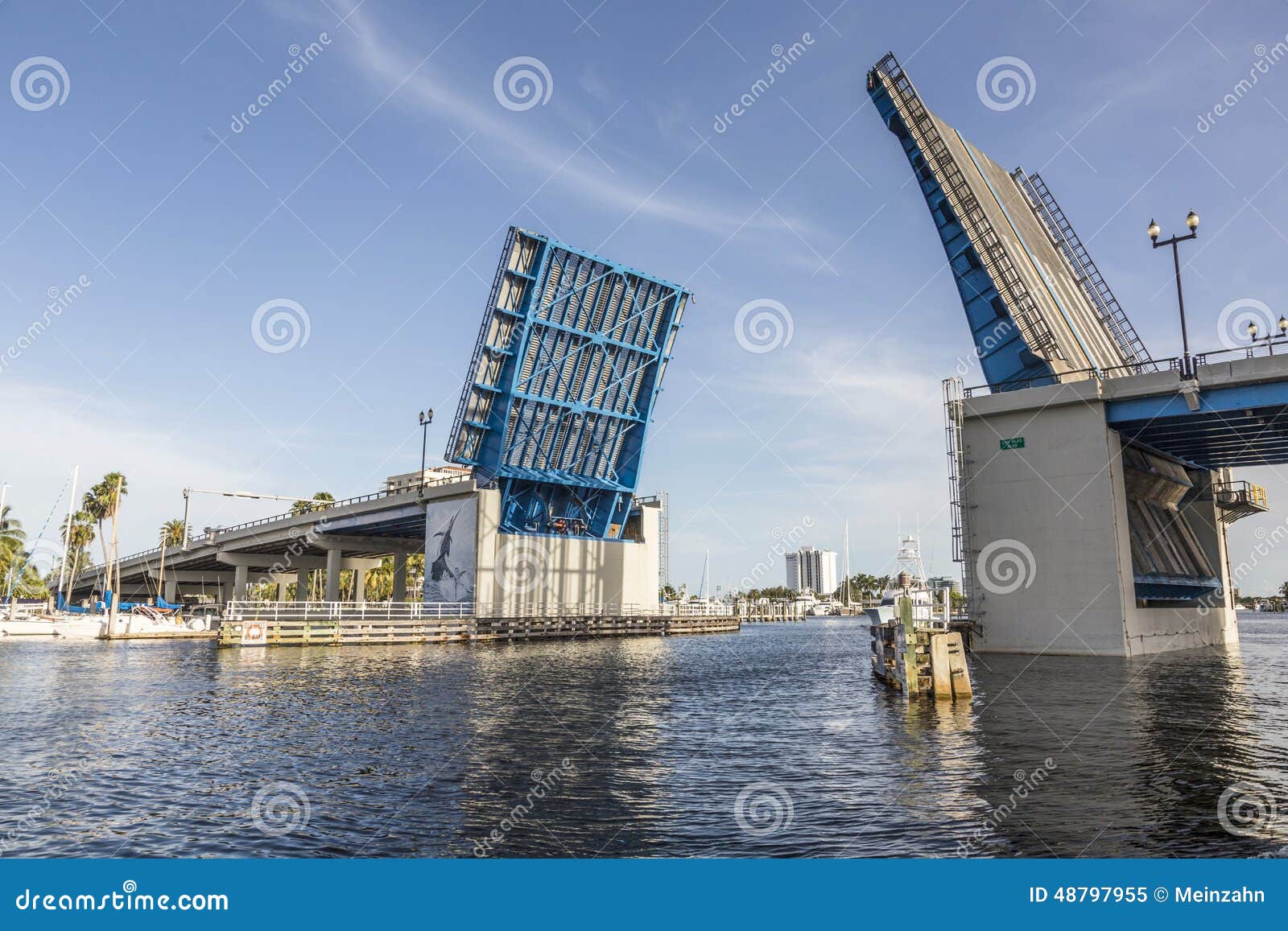 Open Drawbridge in Fort Lauderdale Stock Image - Image of recreation ...