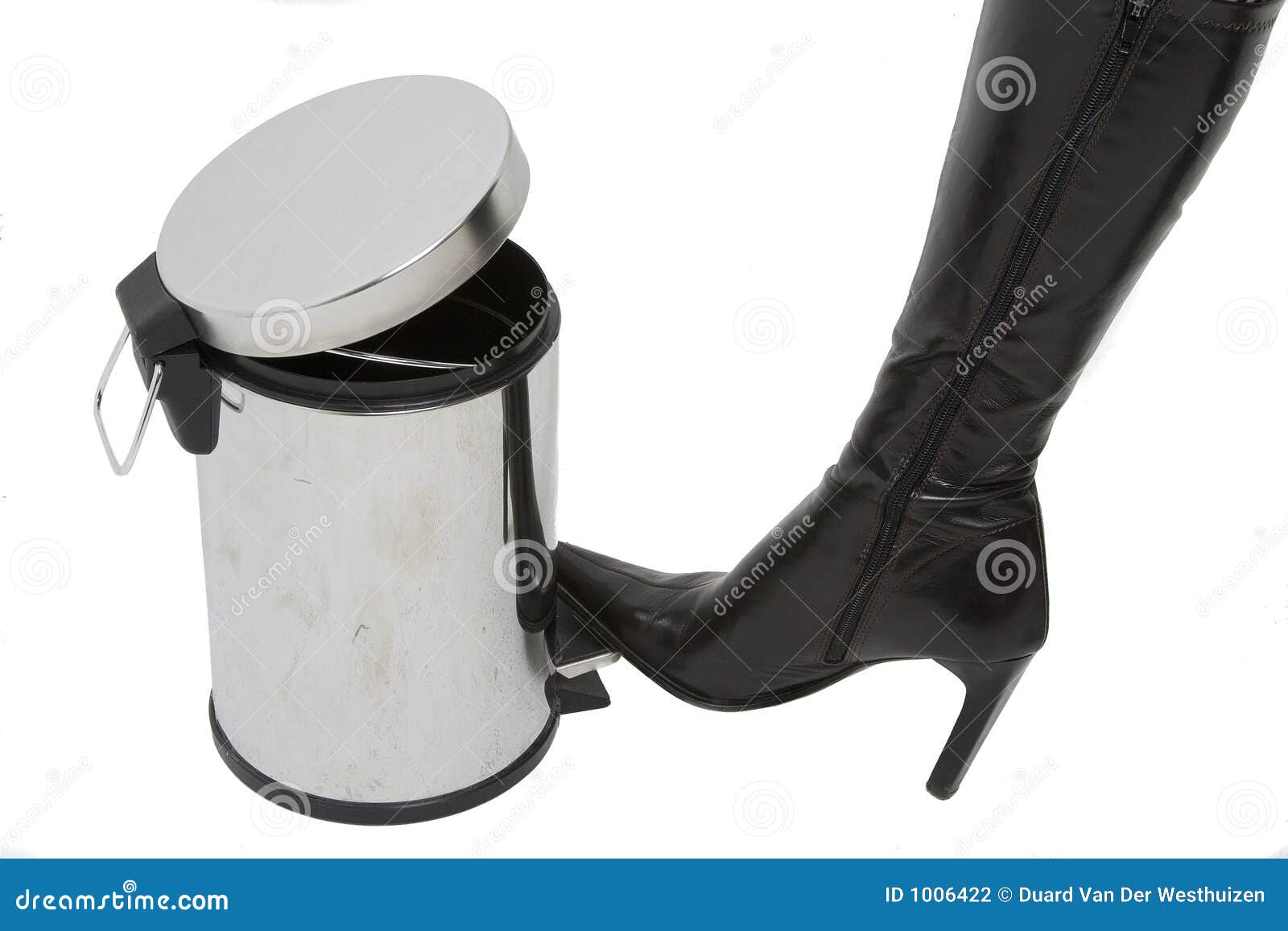 Open Dustbin 3 Picture. Image: 1006422