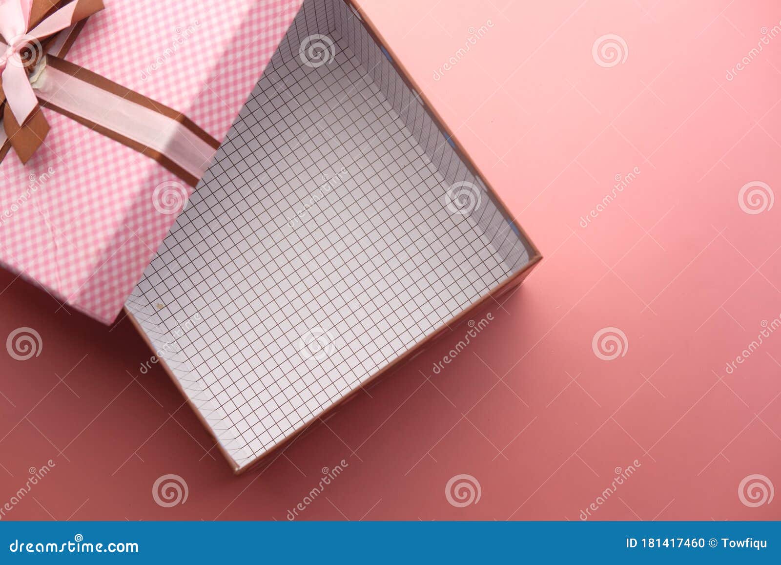 Open Empty Gift Box Pink Background Stock Photo - Image of give, gift ...