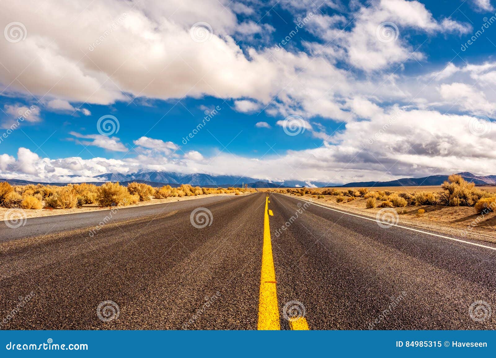 Open highway in California stock image. Image of bends - 84985315