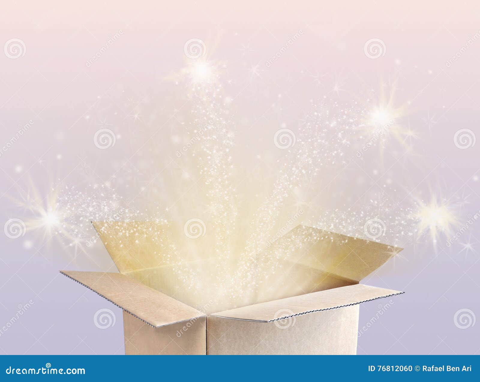 Open Magic Gift Box Stock Photos - Download 3,003 Images