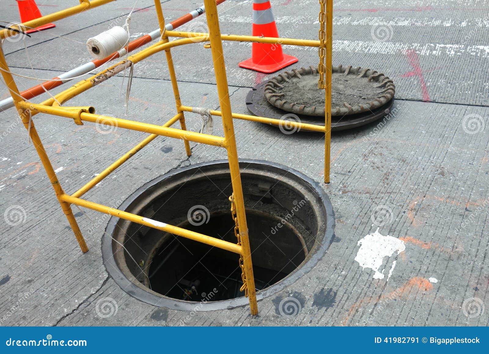 Open Manhole stock image. Image of phone, power, manhattan - 41982791