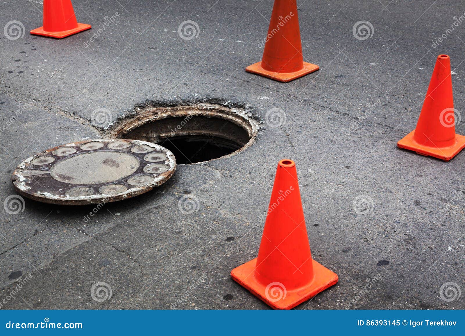 Open Manhole On Beach Stock Photo | CartoonDealer.com #18073218