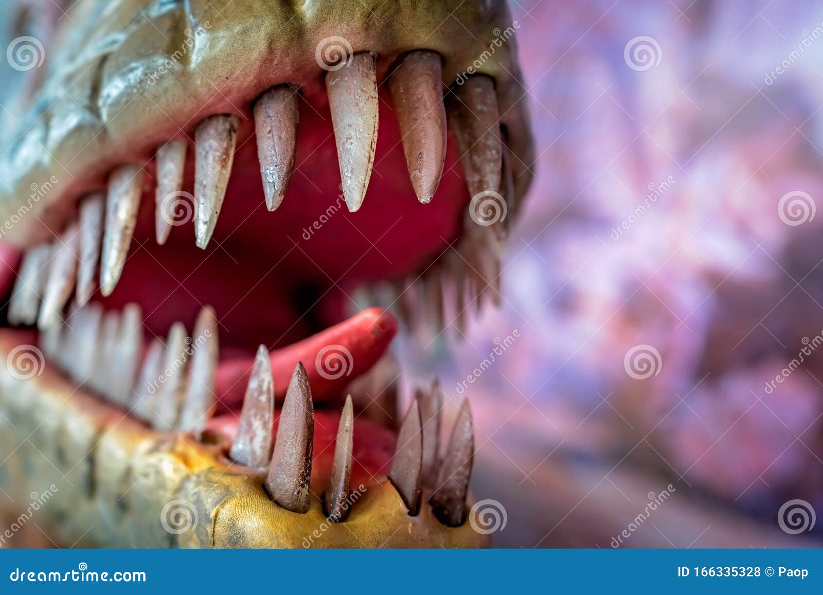 Dinosaur Sharp Teeth