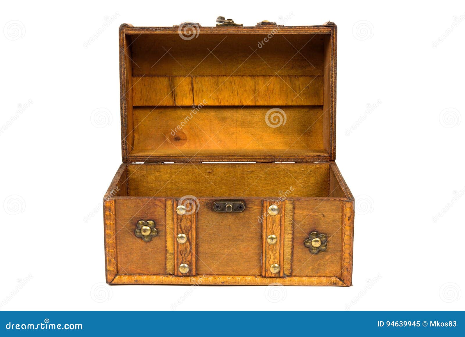 4,038 Open Treasure Chest White Background Stock Photos - Free ...