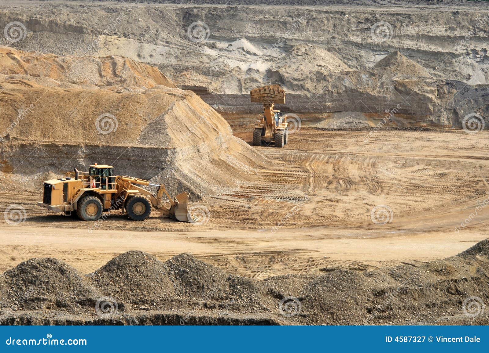 Open Pit 2 stock image. Image of work, heap, production - 4587327