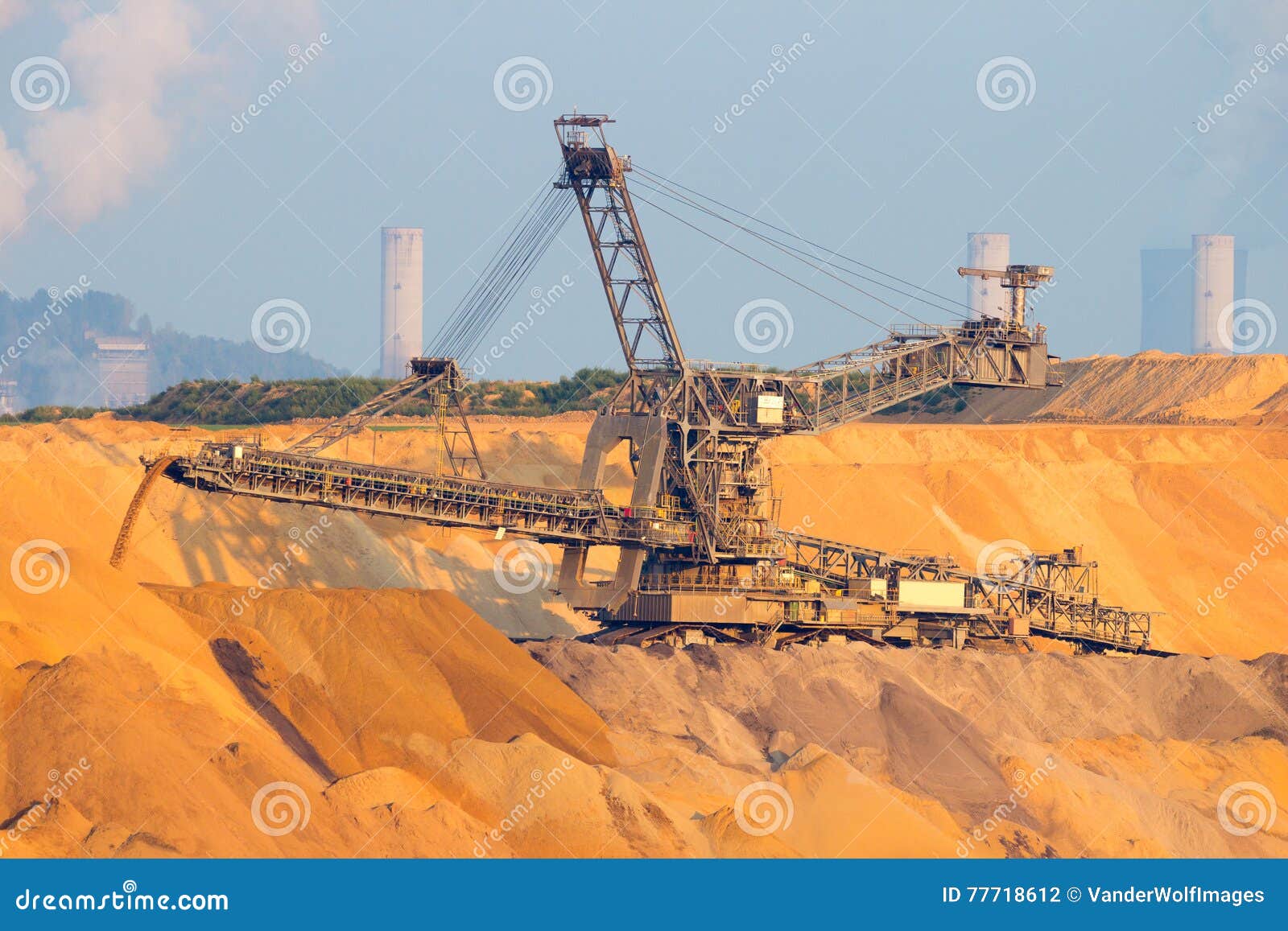 Open pit mine machinery stock photo. Image of factory - 77718612