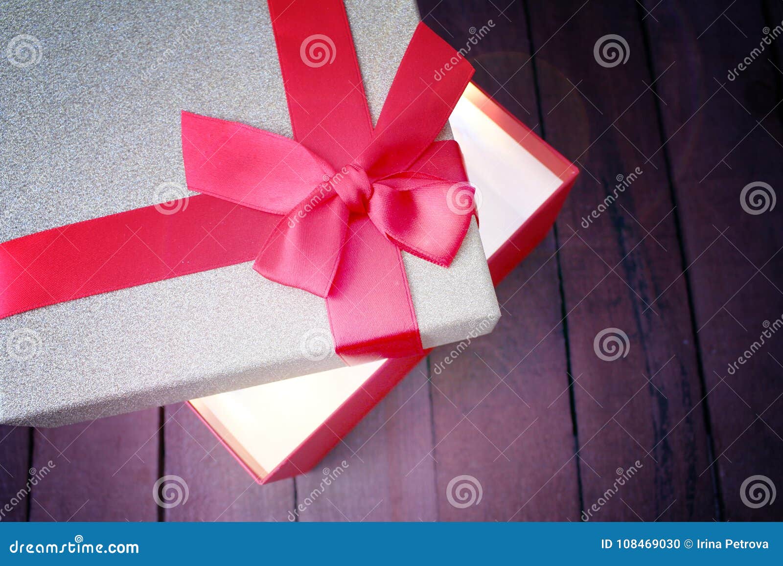 Open Red Gift and There is a Bright Light Stock Photo - Image of opens ...