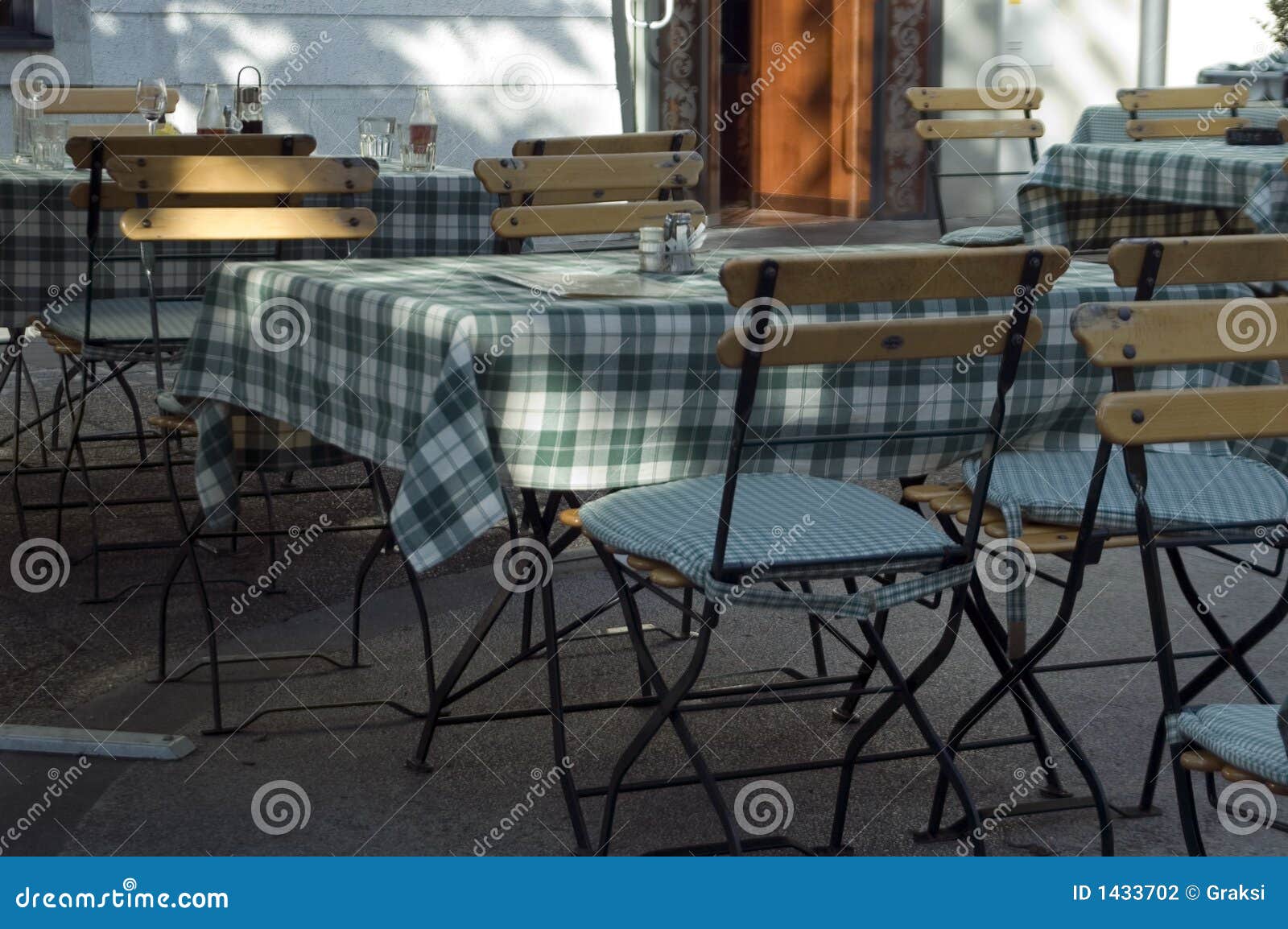 Open restaurant stock photo. Image of mood, cooking, atmosphere - 1433702