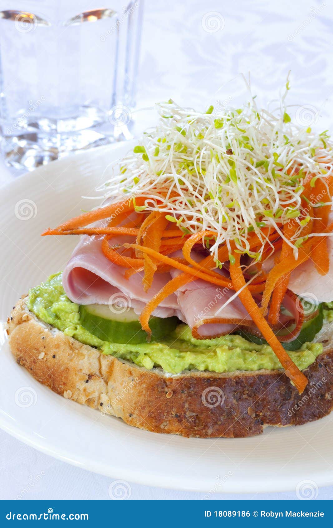 Open Sandwich stock foto. Image of boon, niemand, beeld - 18089186