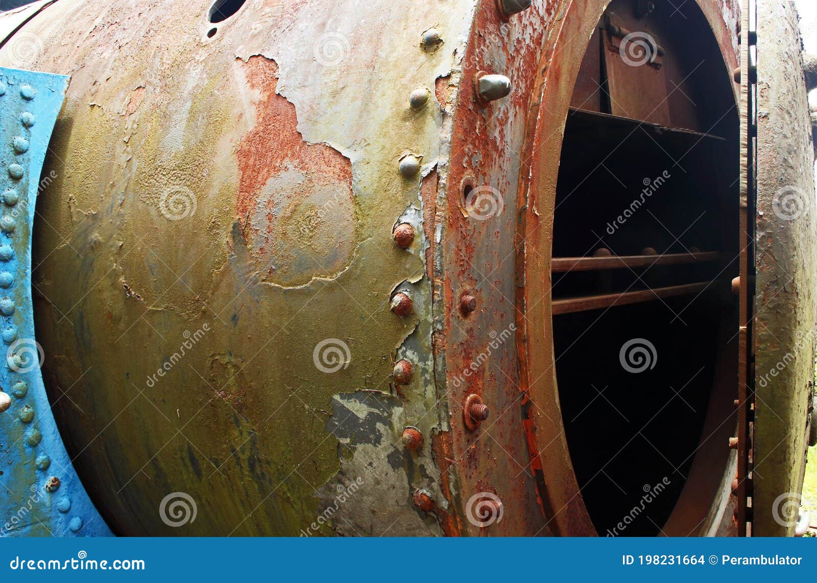 OPEN SMOKE STACK DOOR on the FRONT of an OLD RUSTED STEAM LOCOMOTIVE ...