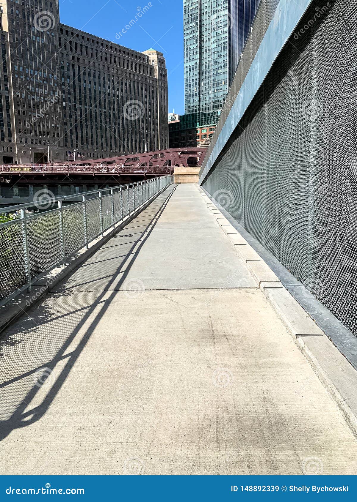 Open Space on a Ramp Along Chicago River Stock Image - Image of modern ...