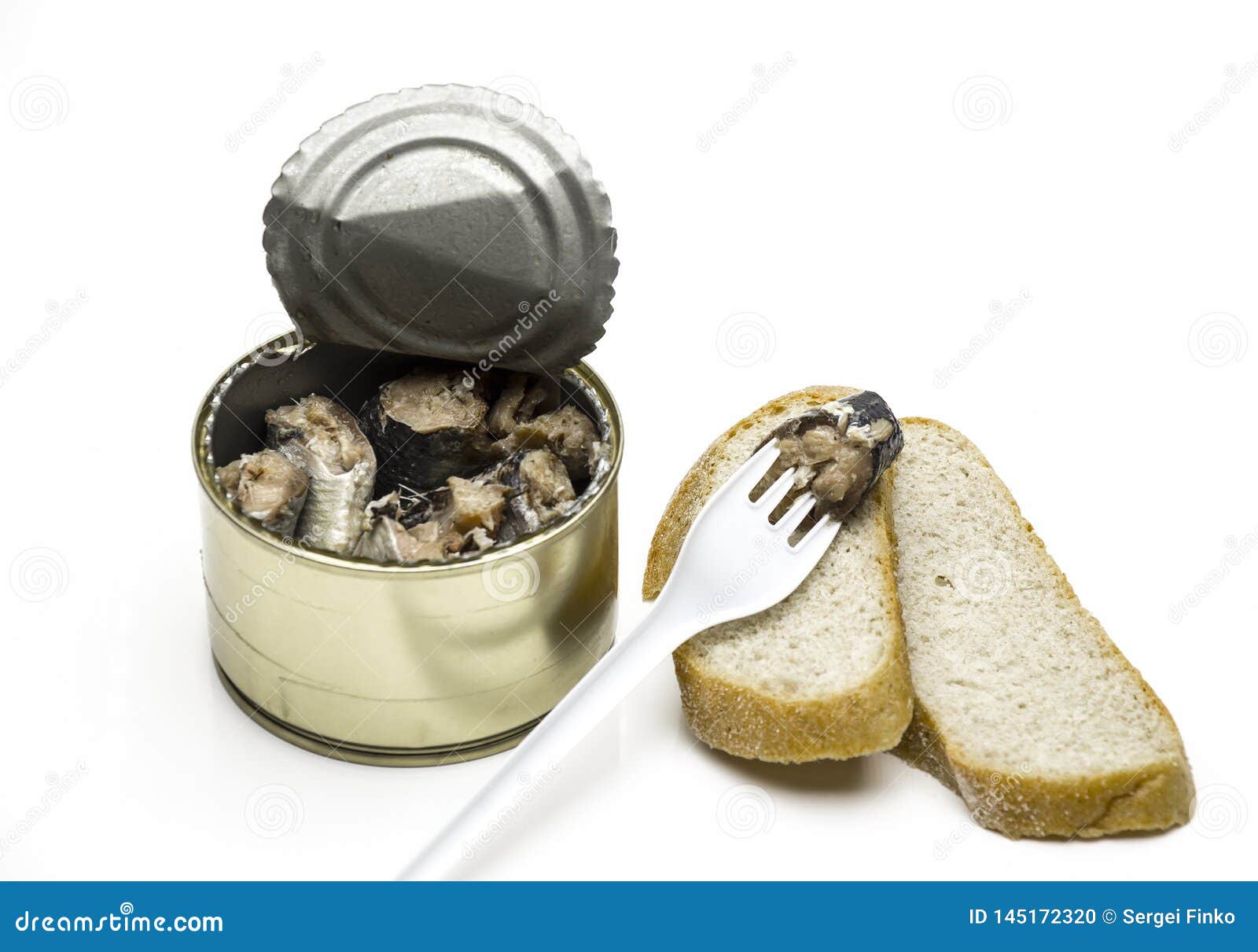 Open tin can stock photo. Image of fork, conserved, conserve - 145172320