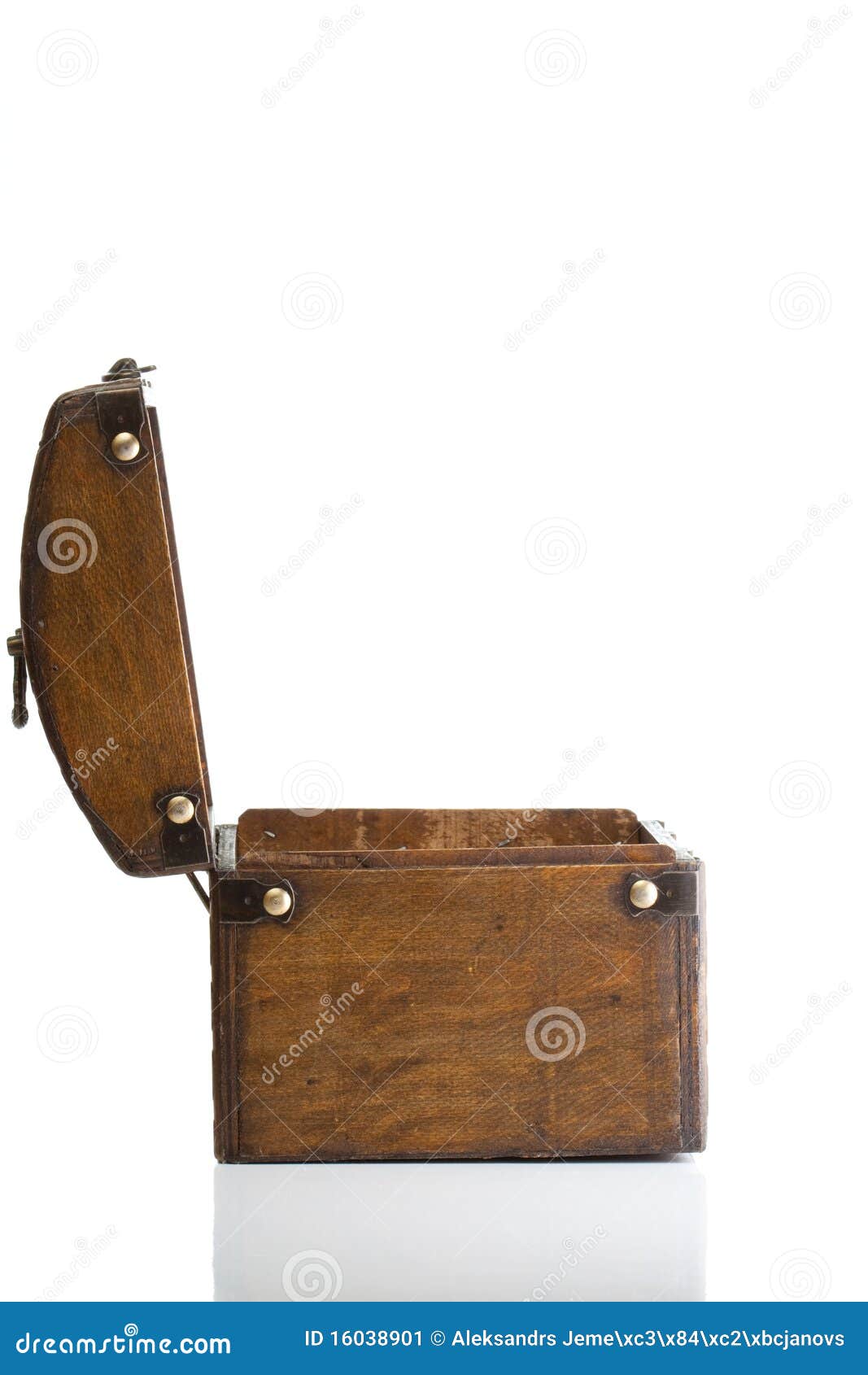 Open treasure box stock image. Image of fashioned, chest - 16038901