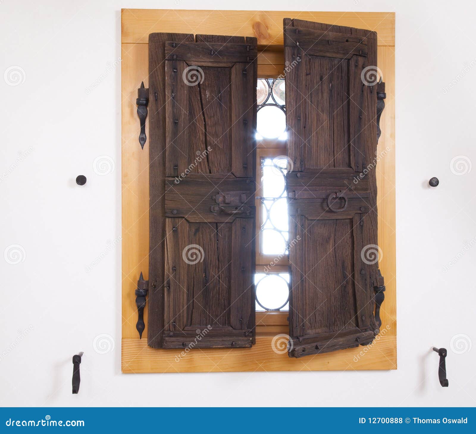 Open close windows - pleroute