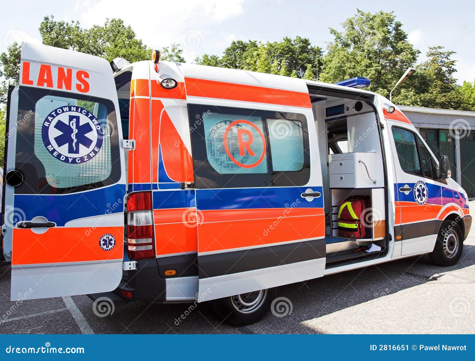 Opened ambulance stock image. Image of defibrillator, action - 2816651