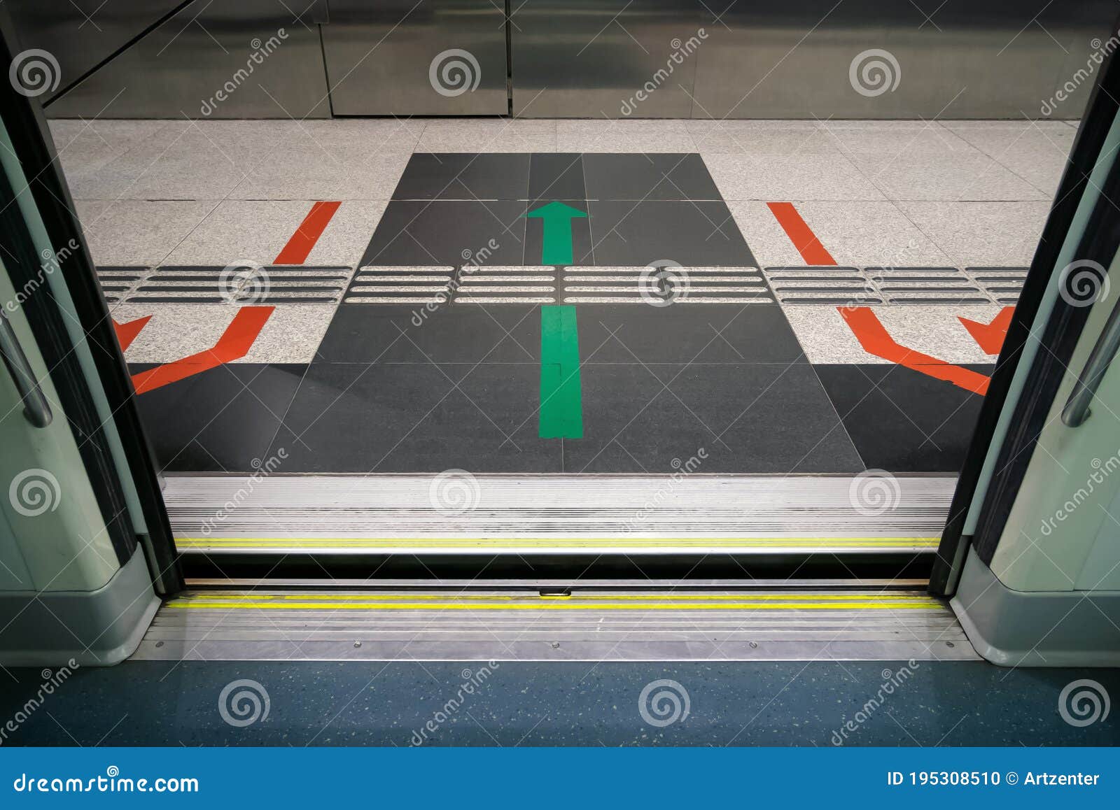 Opened Subway Sliding Doors Stock Photo - Image of platform, railway ...