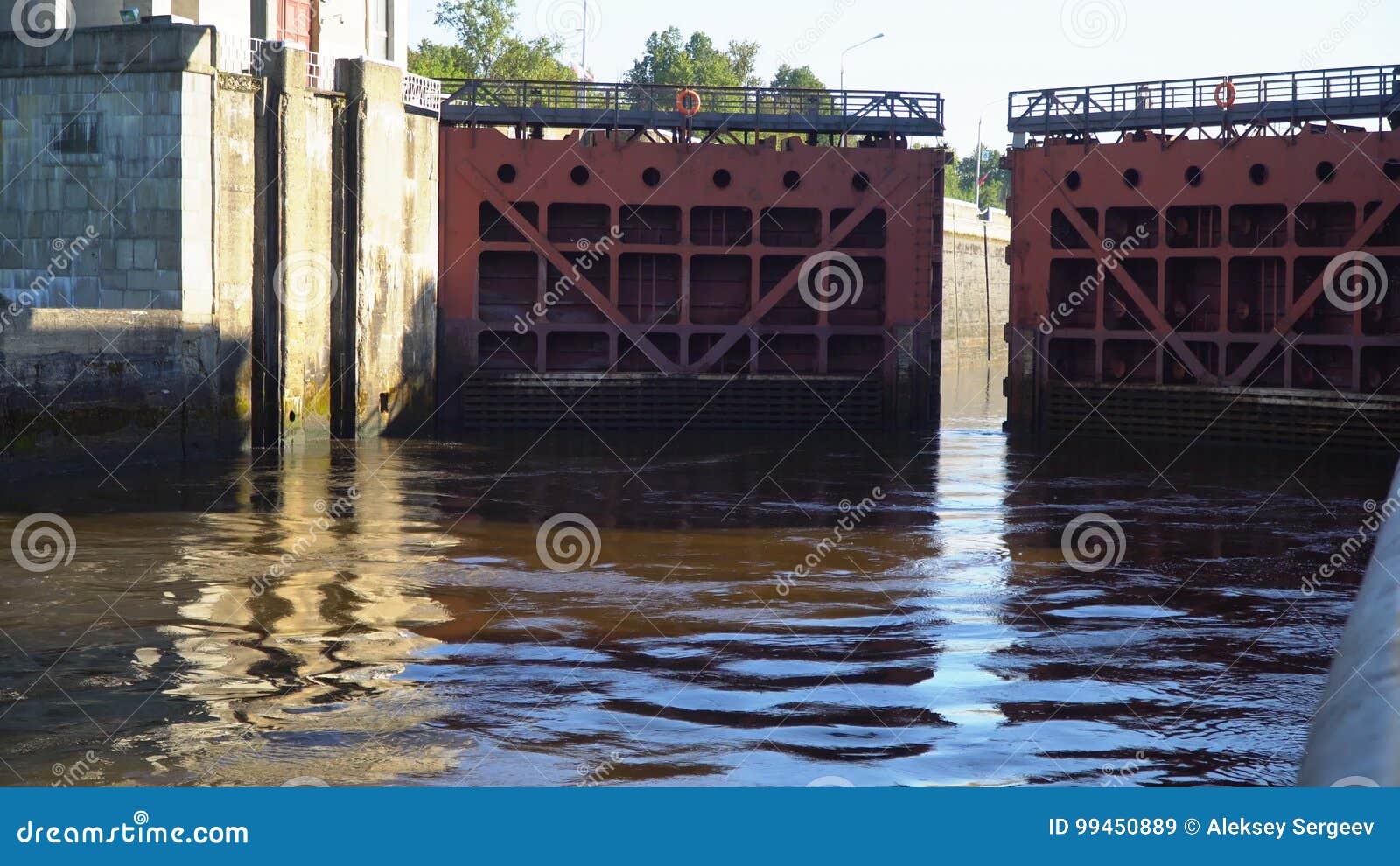 Opening and Closing the Gate River Gateway Stock Video - Video of ...