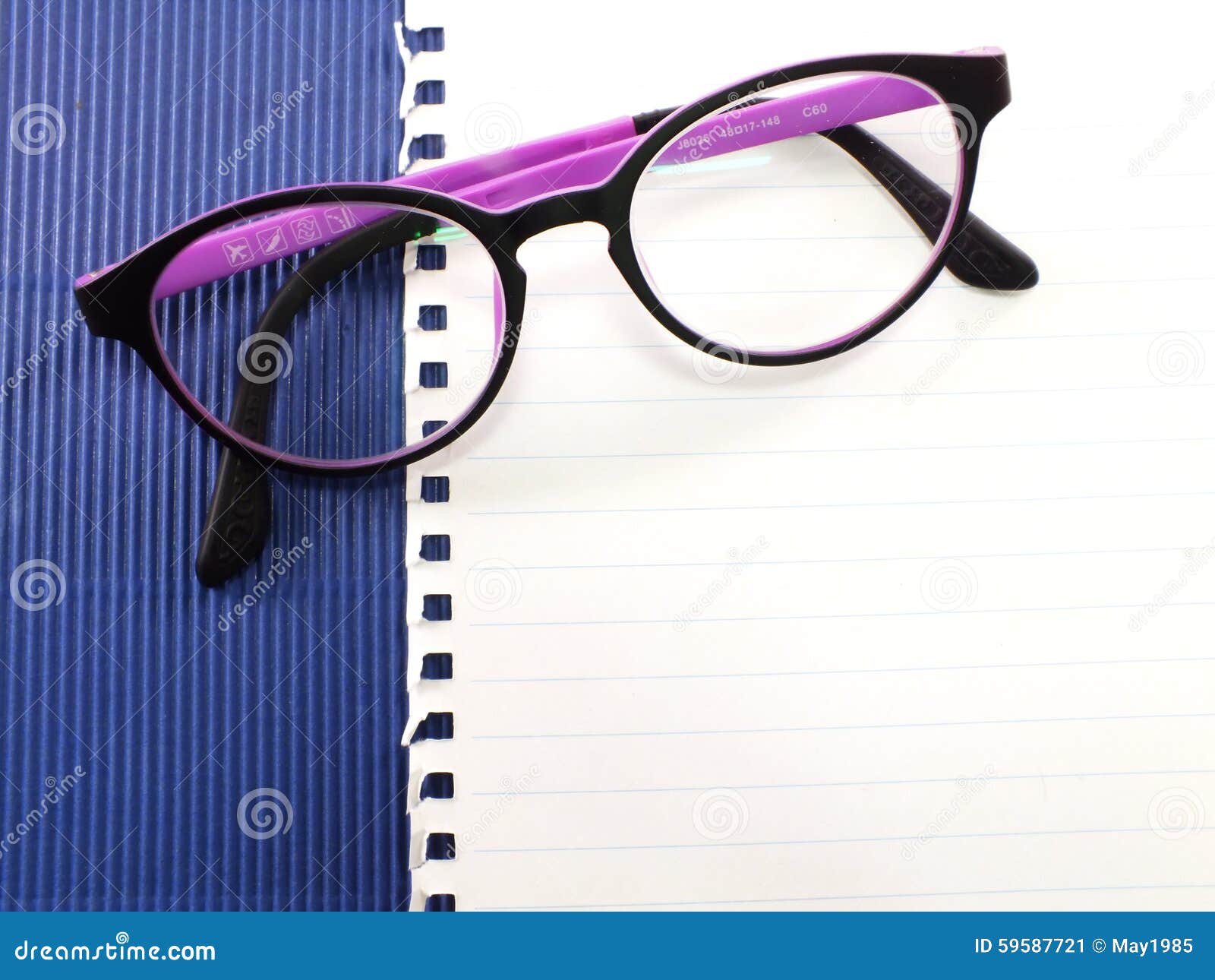 Opening Note Paper on Wood Texture Background with Copy Space Stock ...