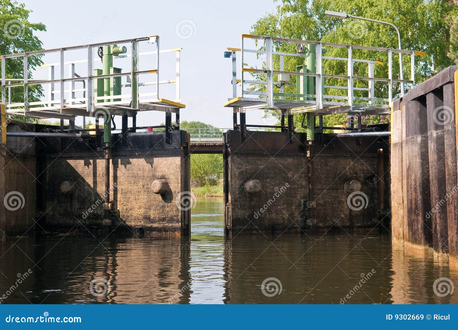Opening sluice gate stock image. Image of sluice, canoe - 9302669