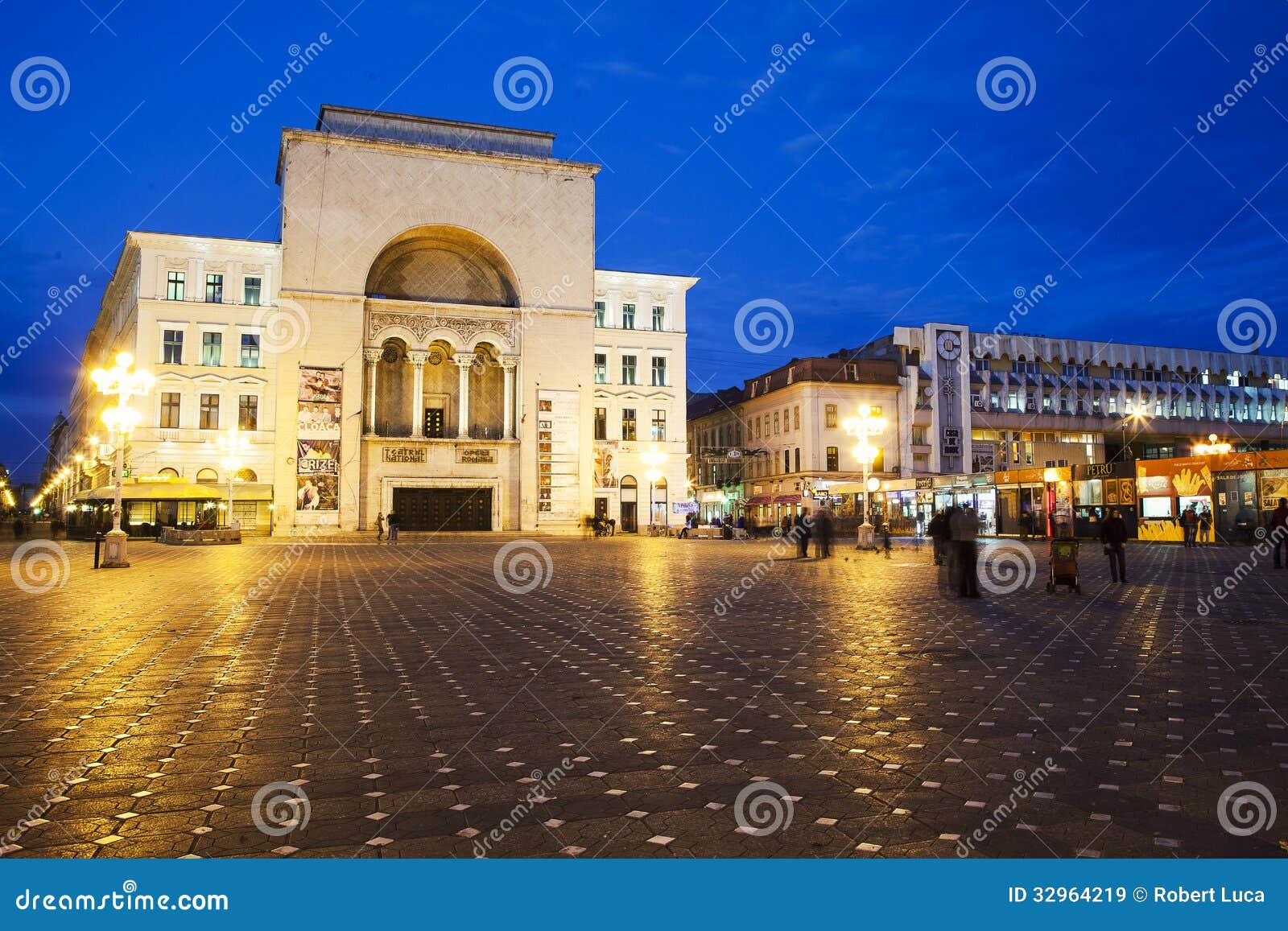 Opera building timisoara editorial stock image. Image of center - 32964219