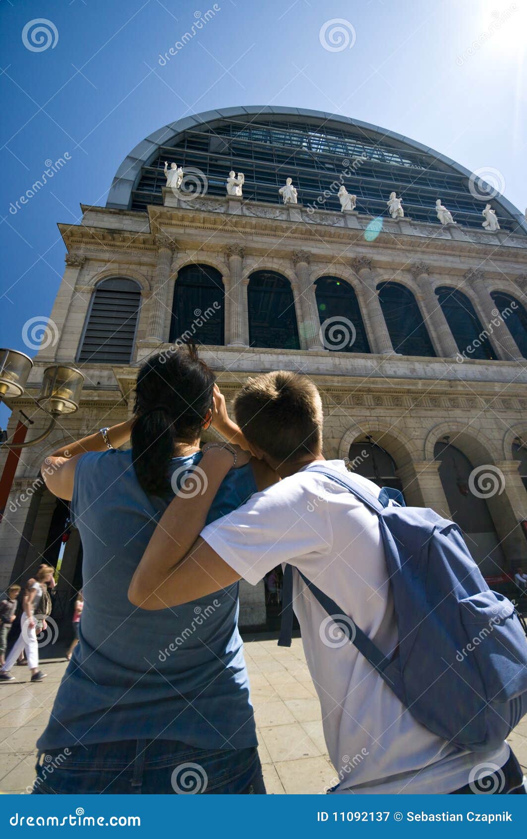 Opera di Lione immagine stock. Immagine di turisti, madre - 11092137