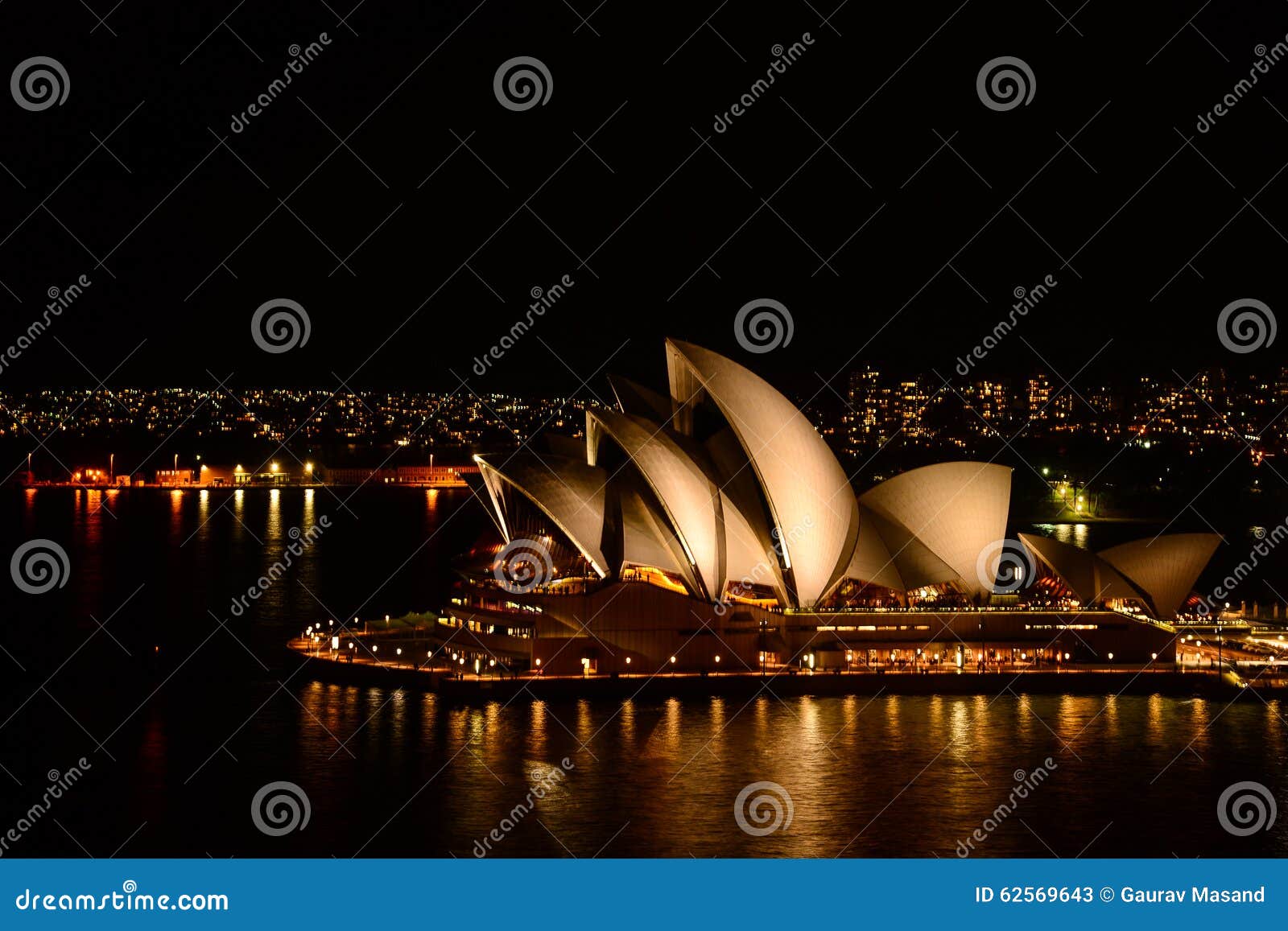 Opera house at night editorial stock photo. Image of harbor - 62569643