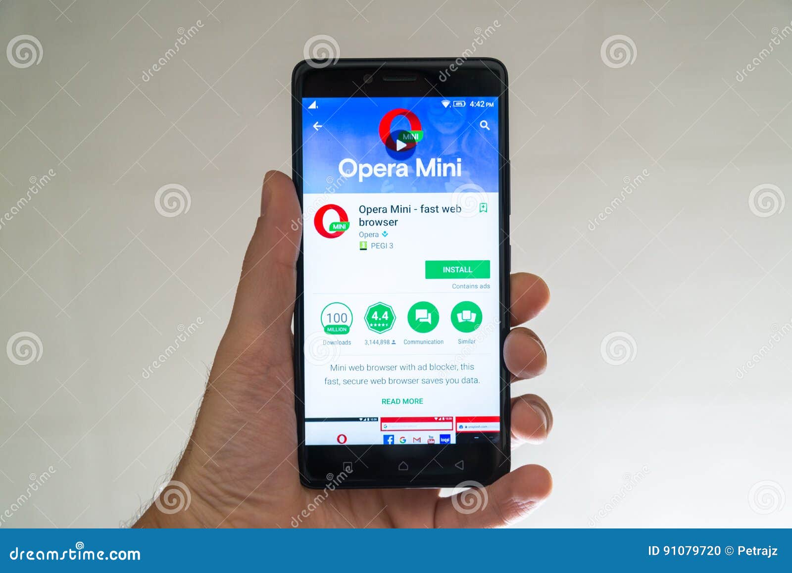 Opera Mini editorial image. Image of communication, illustrative - 91079720