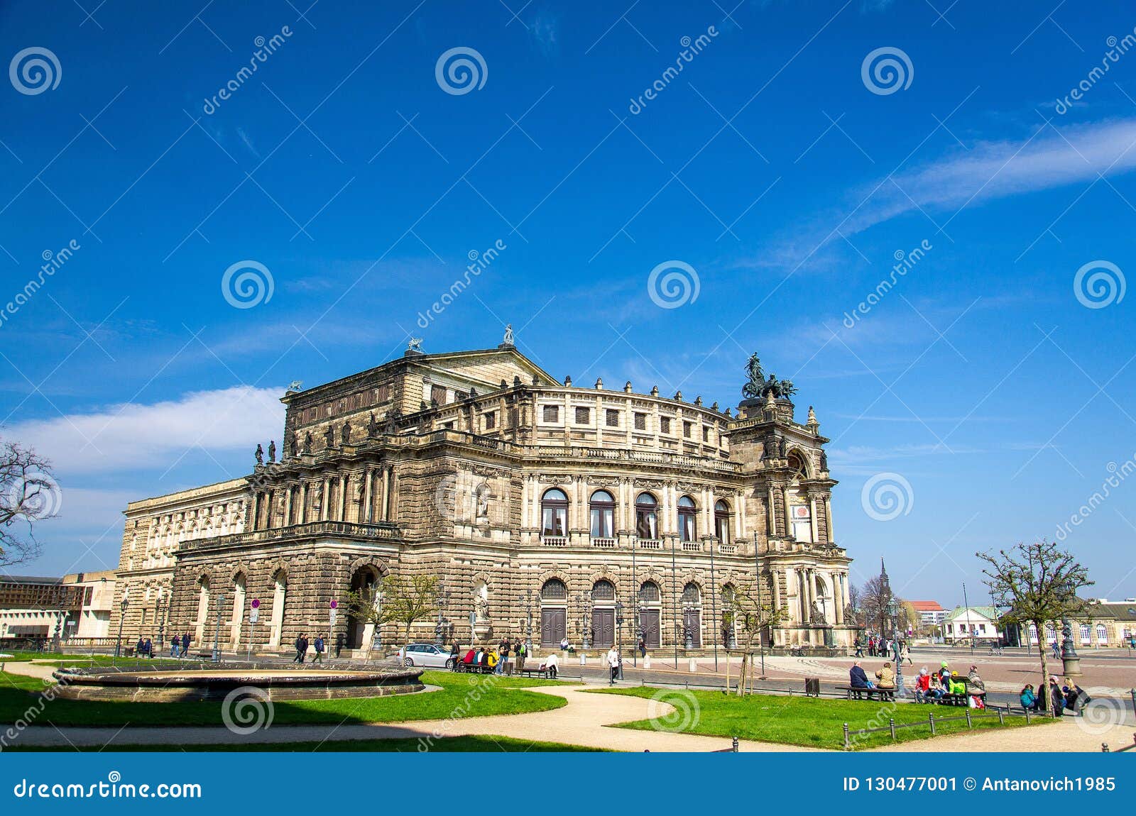 Opera Semperoper, Dresda, Germania Dello Stato Di Saxon Fotografia ...
