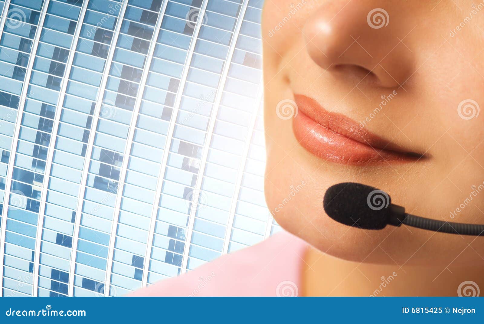 Operador Hermoso Del Teléfono Directo Imagen de archivo - Imagen de ...