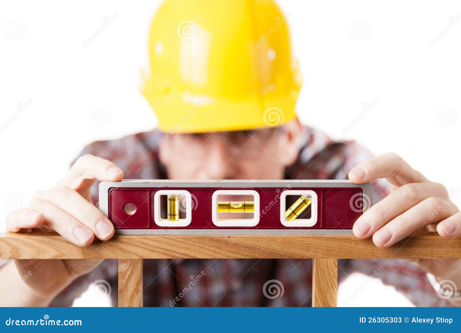 Operaio Che Usando a Livello Immagine Stock - Immagine di appaltatore ...