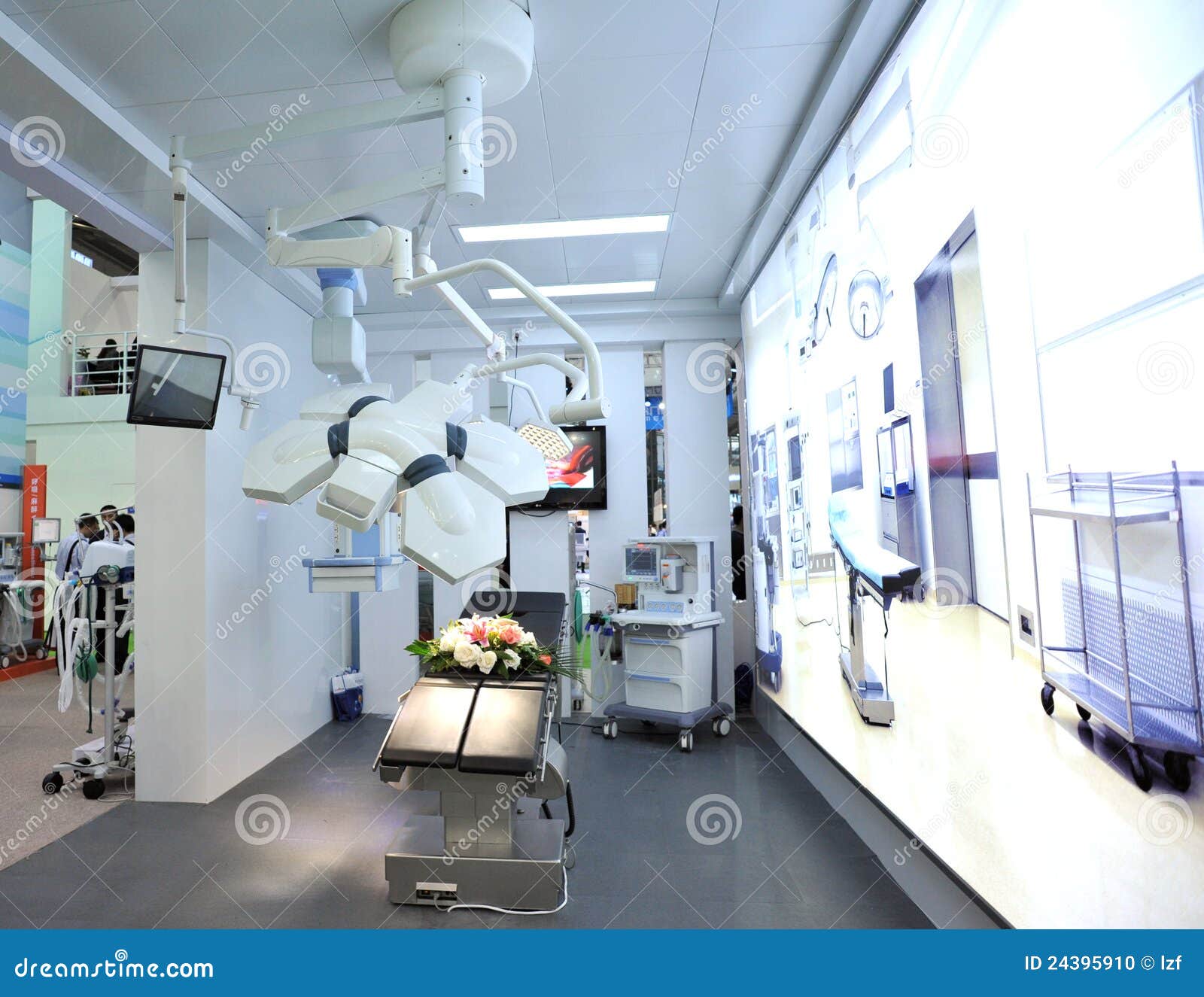 Operating room editorial image. Image of expo, color - 24395910