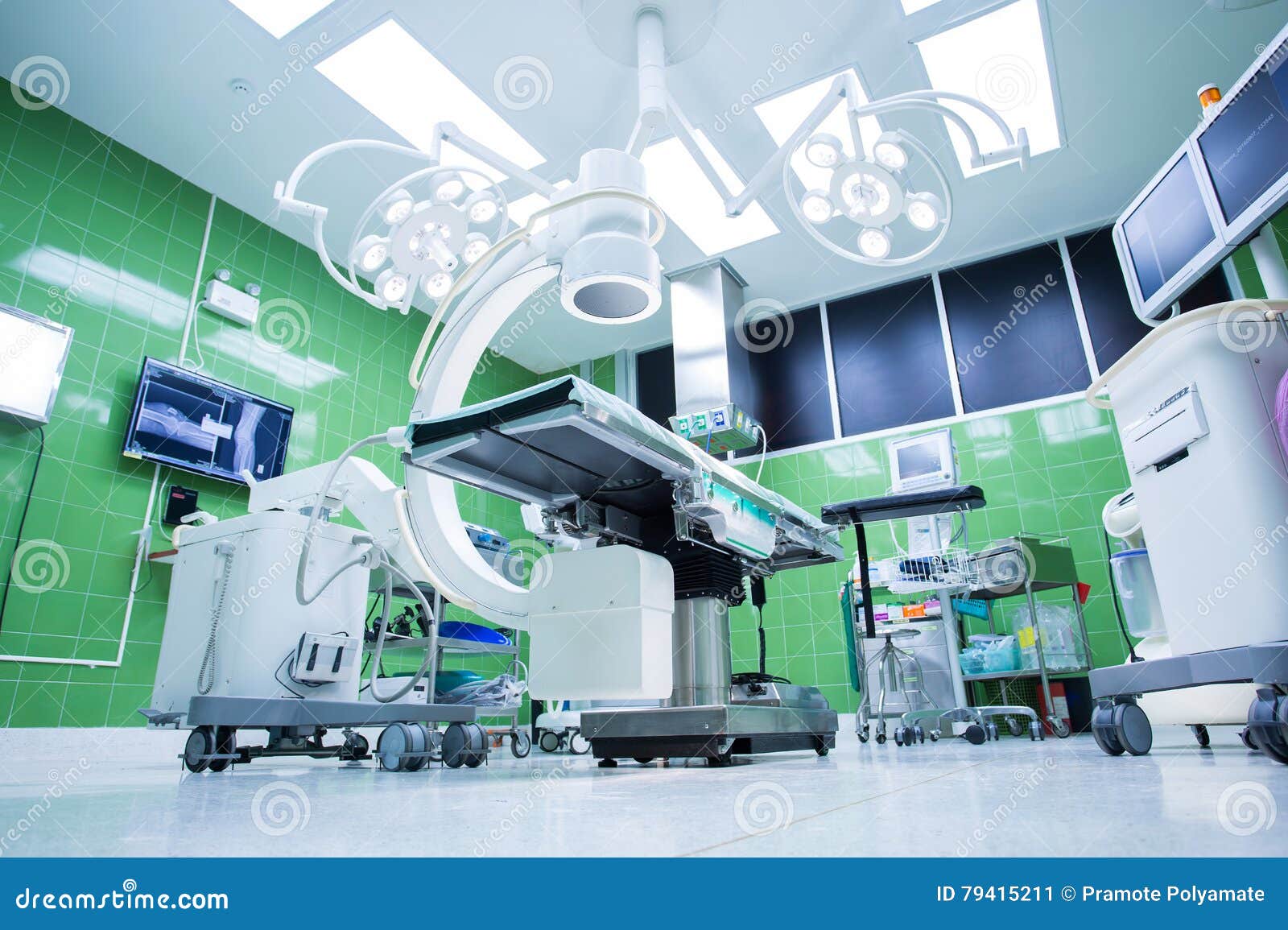 7,248 Operating Room Modern Equipment Photos - Free & Royalty-Free ...