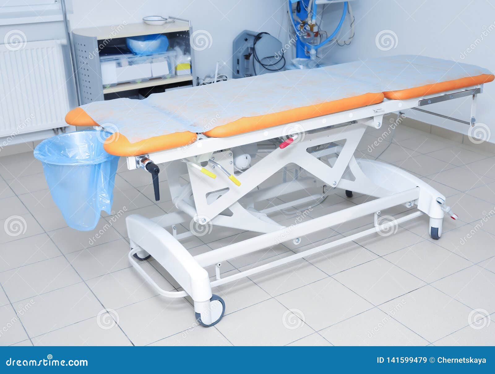Operating Table in Surgery Room Stock Image - Image of profession, room ...
