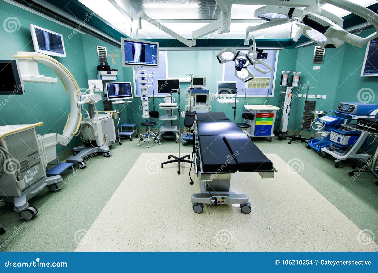 Operationsraum stockfoto. Bild von überwachungsgerät - 106210254