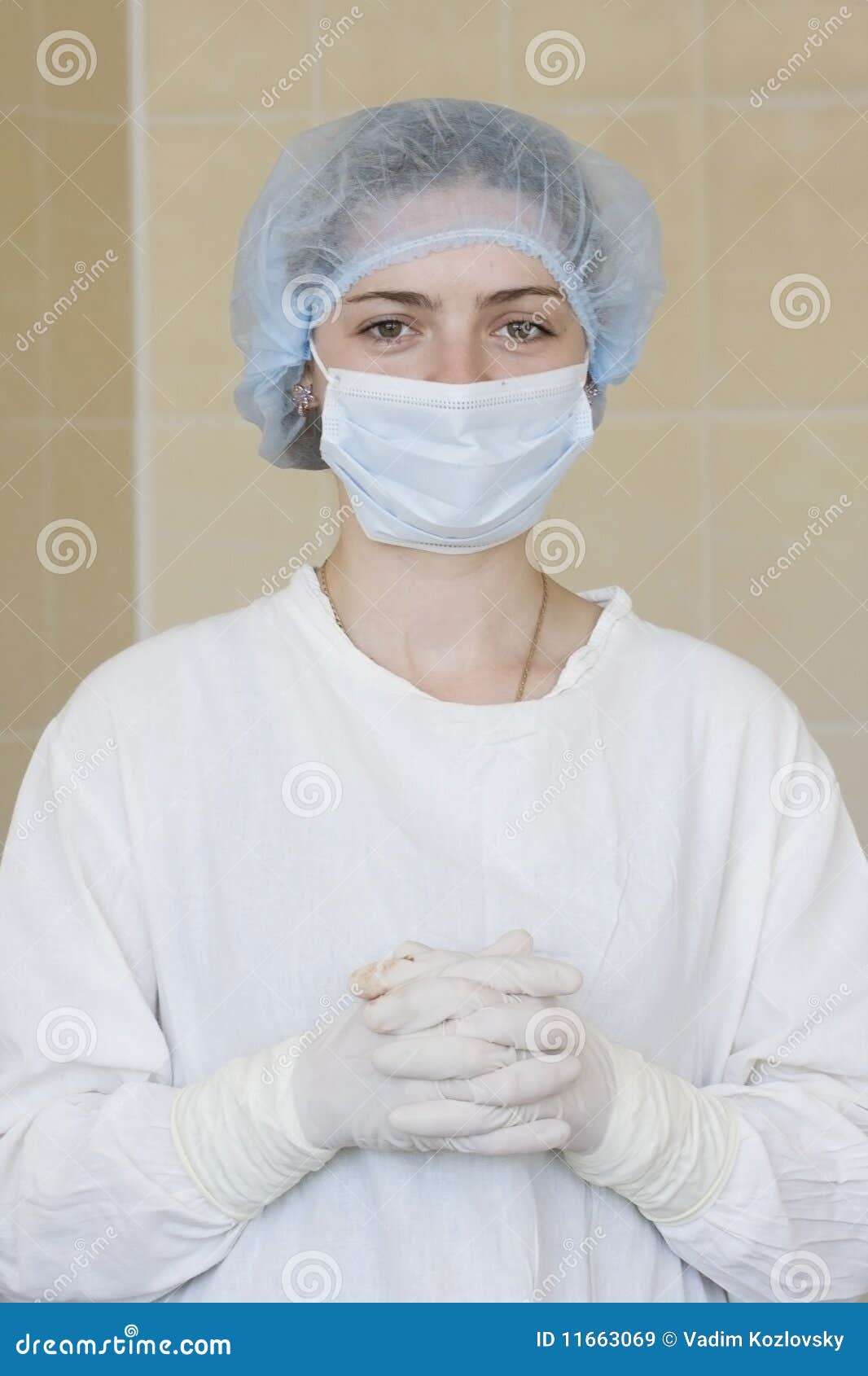 Operative nurse portrait stock image. Image of blue, physicals - 11663069