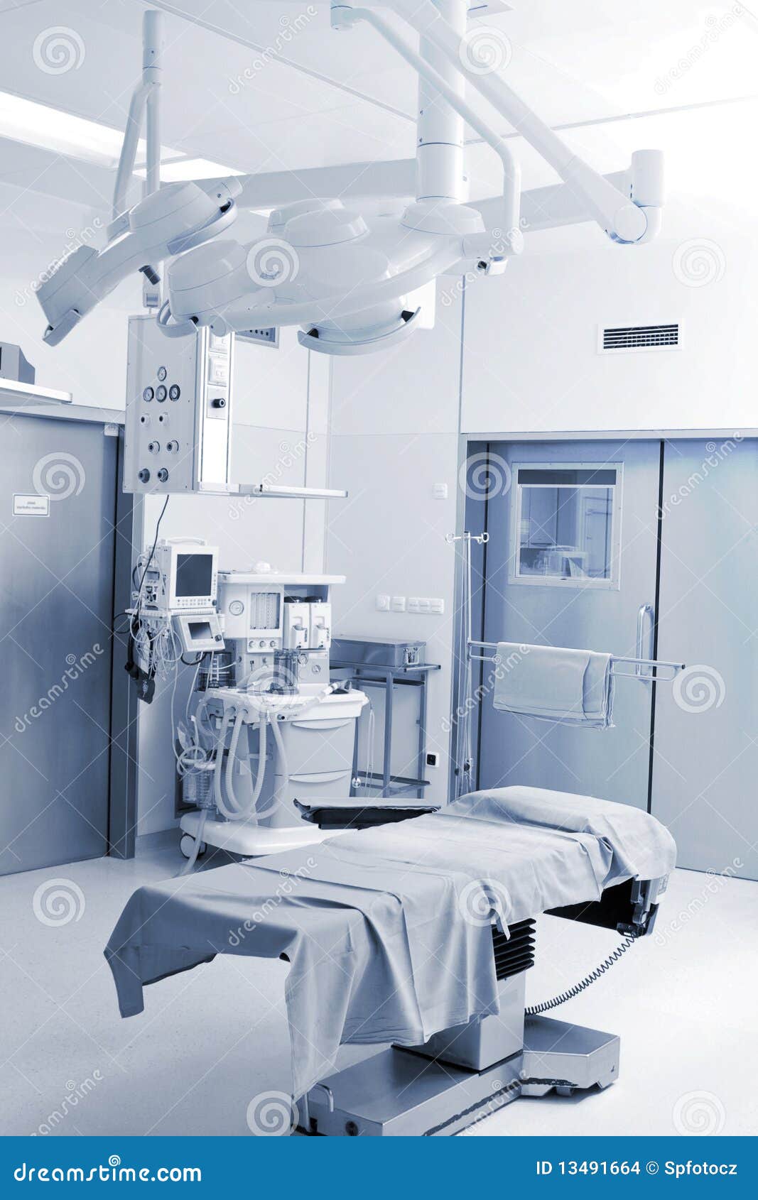 Operative room stock photo. Image of modern, hospital - 13491664