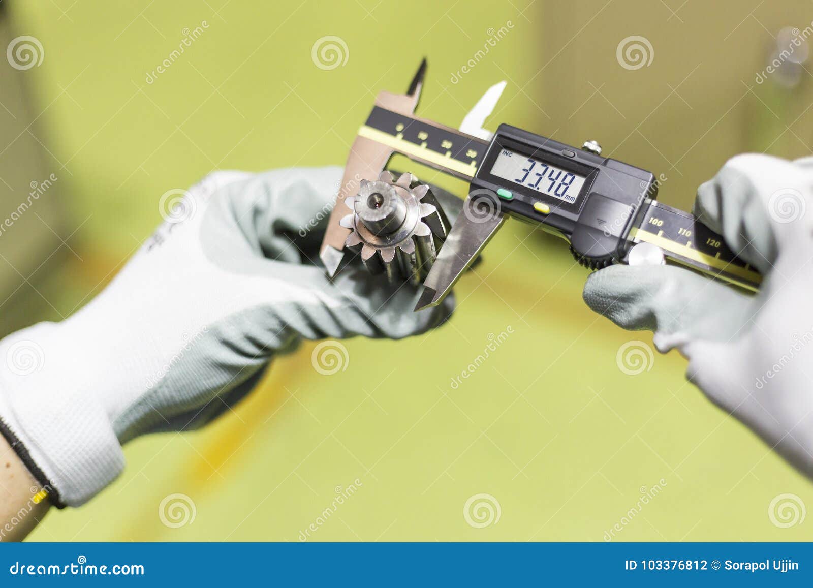 Operator Inspection Dimension of Automotive Stock Photo - Image of ...