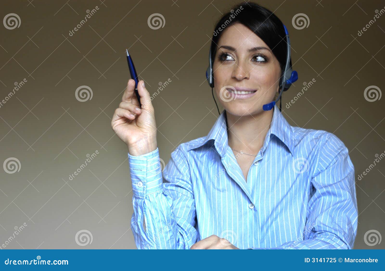 Operator woman in phone stock image. Image of girl, food - 3141725