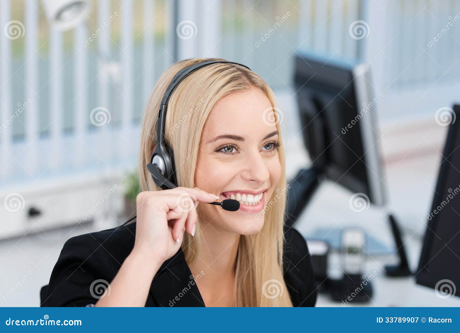 Operatore O Receptionist Amichevole Di Call-center Immagine Stock ...