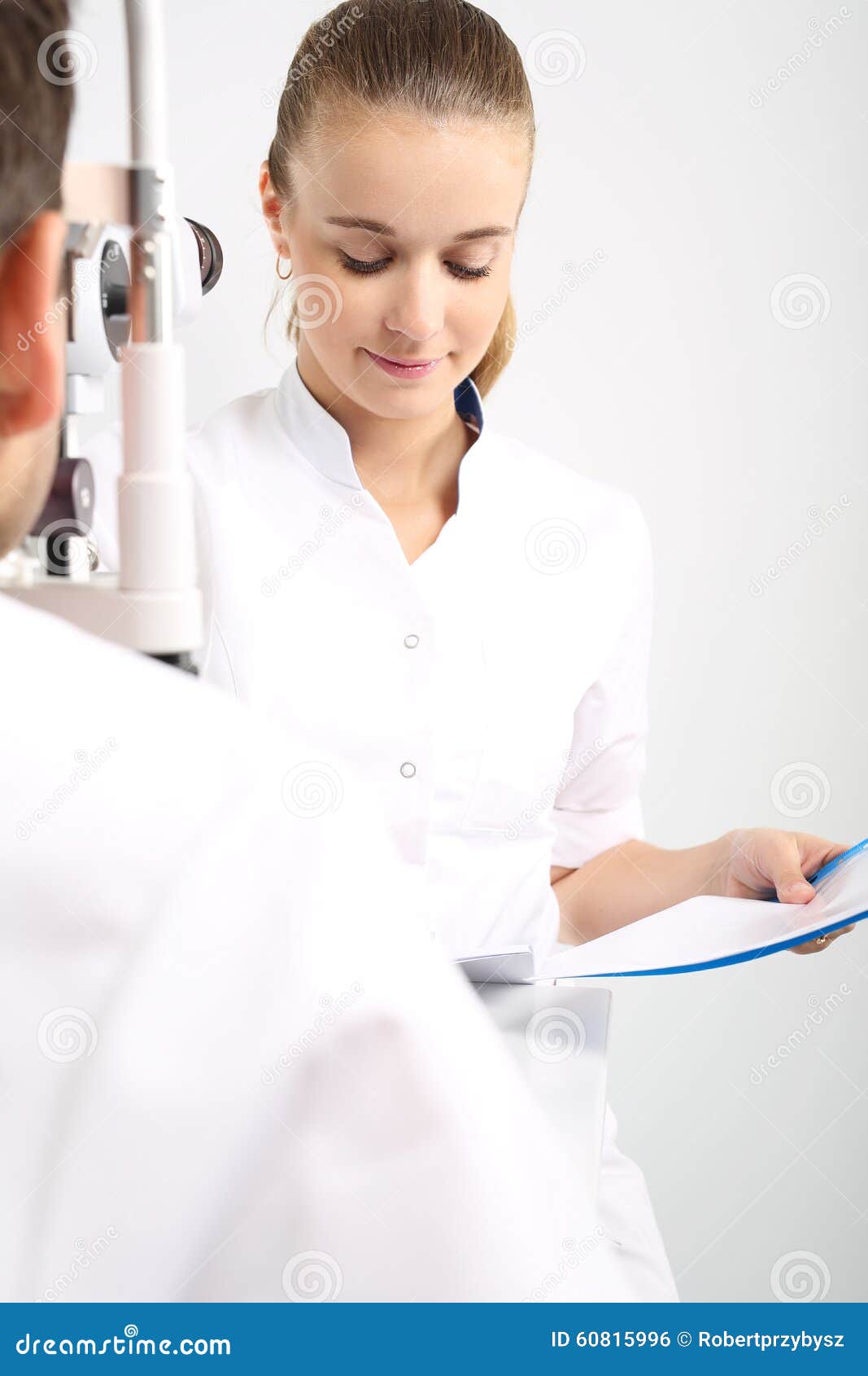 Ophthalmologist fotografia stock. Immagine di occhi, lungimirante ...