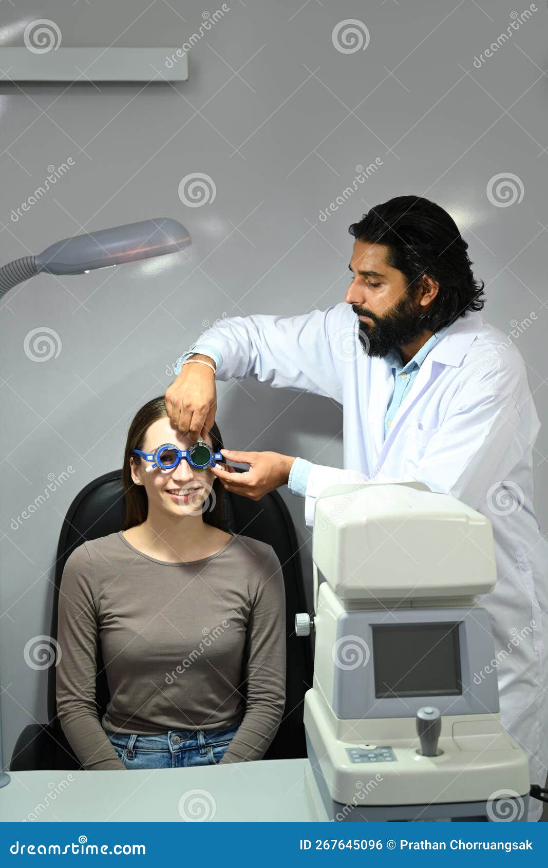 Ophthalmologist Checking Patient Eyesight with Ophthalmology ...