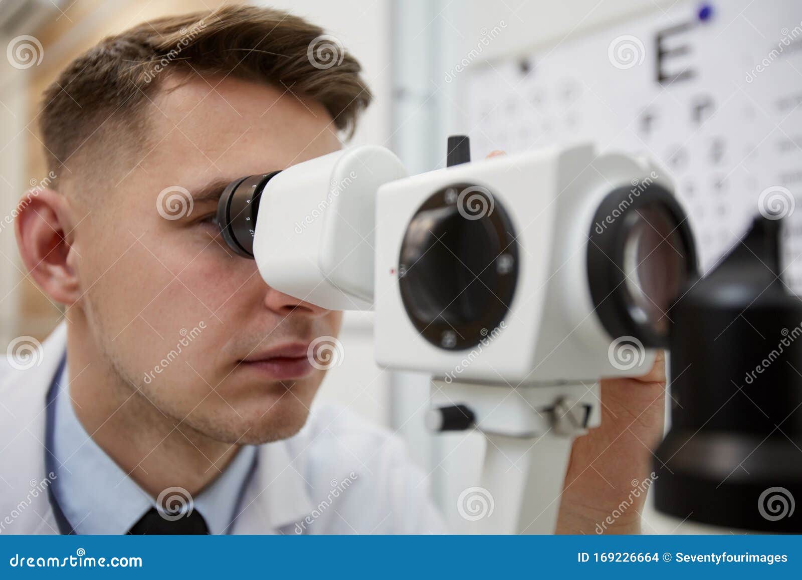 Ophthalmologist Using Vision Test Equpment Stock Photo - Image of ...