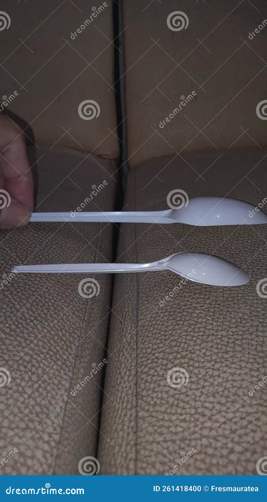 Optical Illusion on Size and Distance Stock Footage - Video of straight, basic: 261418400