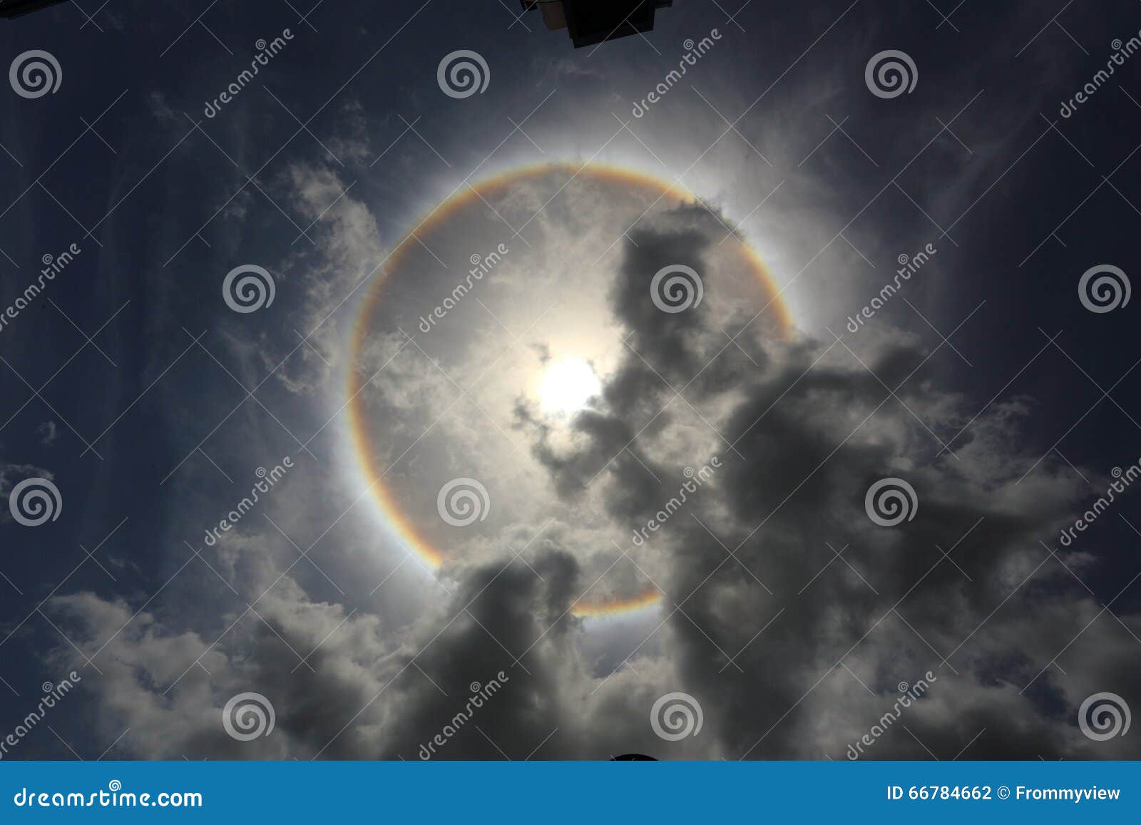 An Optical Phenomenon Sun Halo Stock Photo - Image of darkness, cloud ...