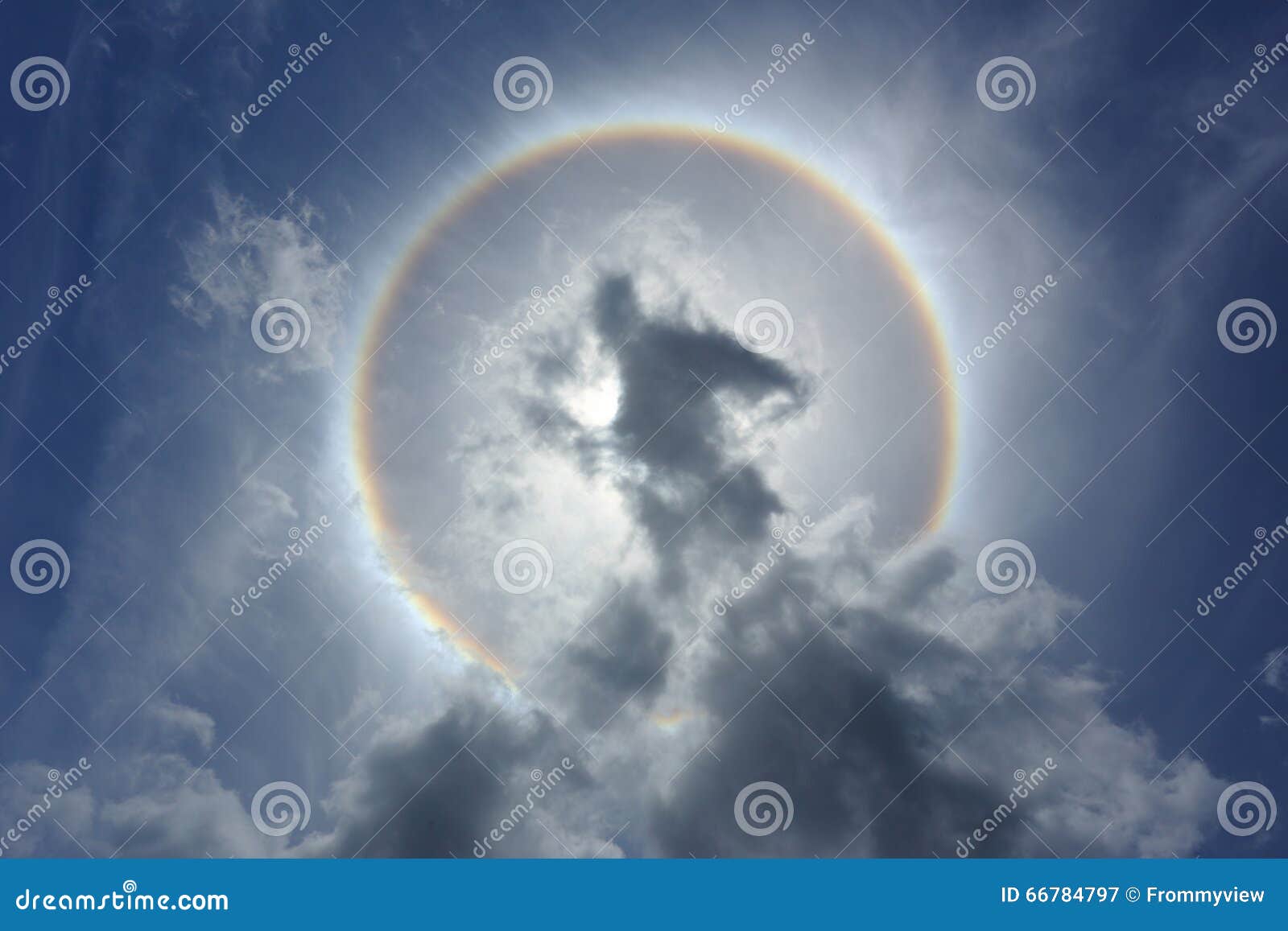 An Optical Phenomenon Sun Halo Stock Image - Image of sunlight, space ...