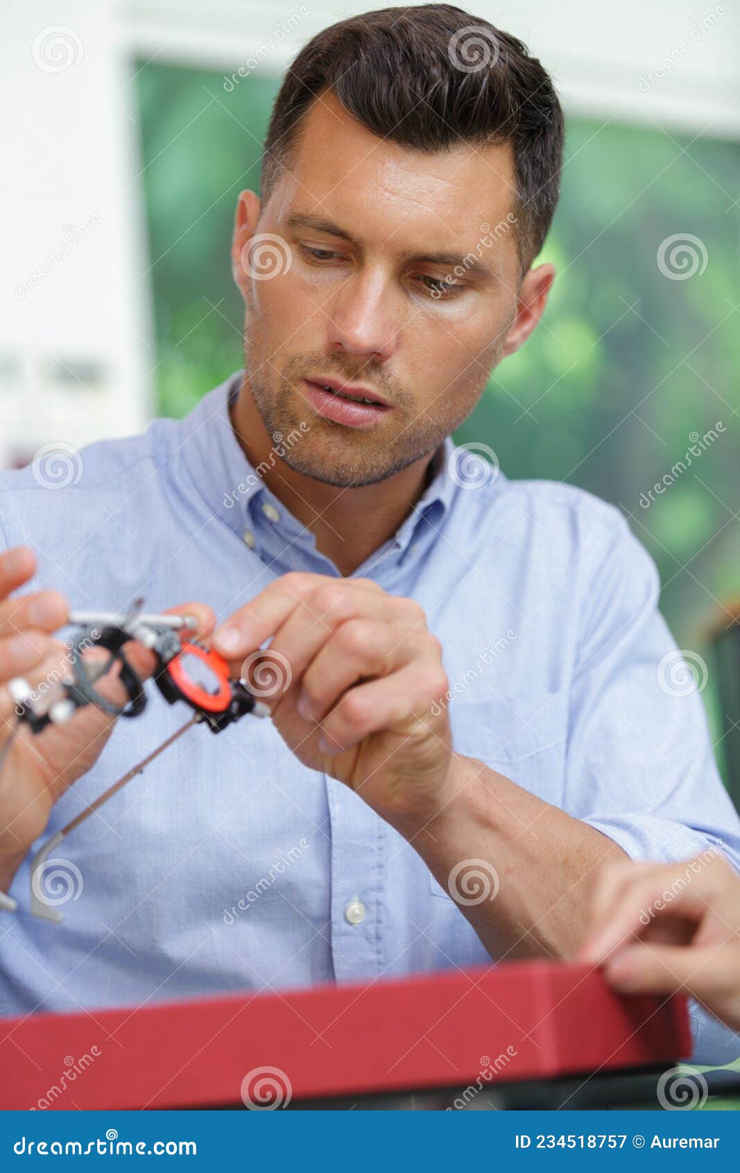 Optical Technician Fitting Prescribed Glasses To Frame Stock Image ...