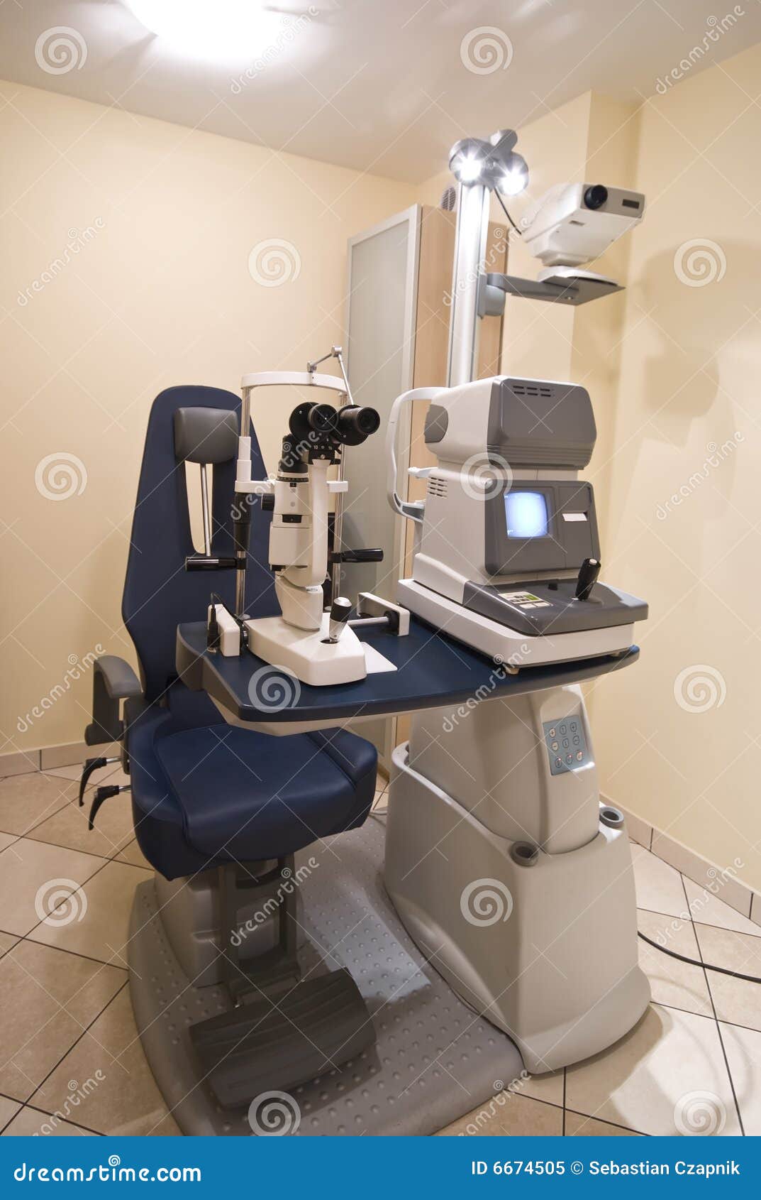 Optician machine stock image. Image of glasses, frame - 6674505